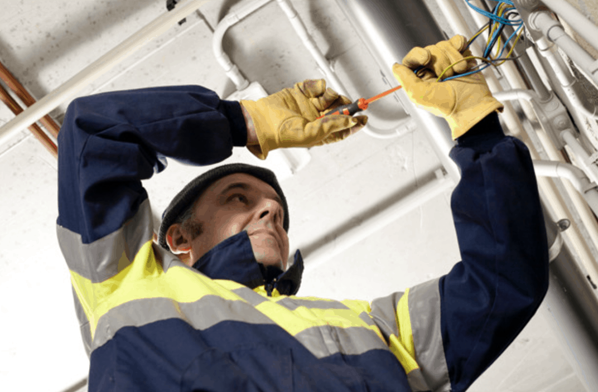 5 Tips on Becoming a Successful Trade Electrical Contractor